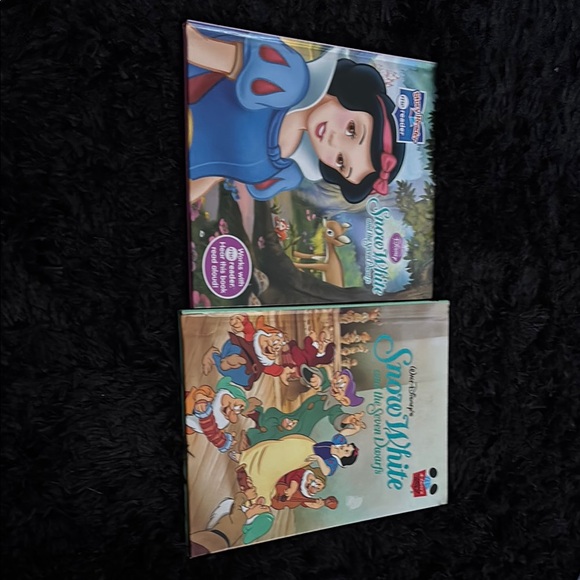 Scholastic | Toys | Disney Snow White Storybooks Set | Poshmark